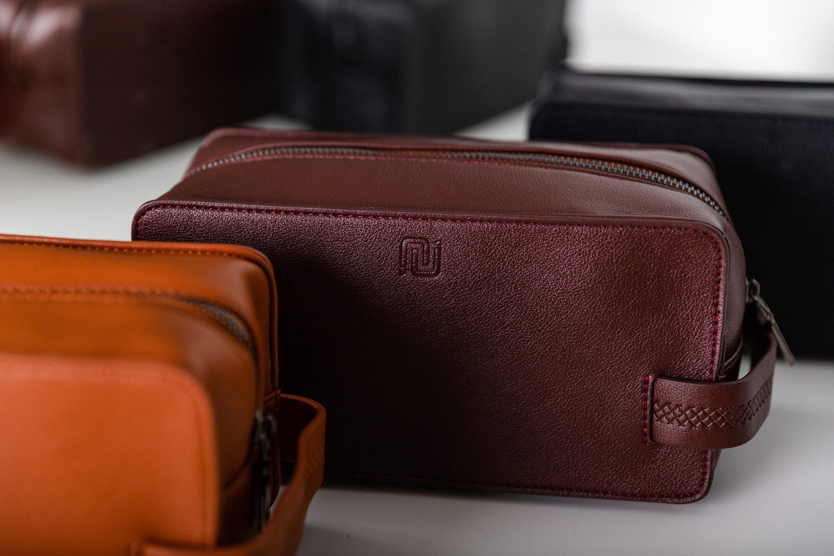 Leren toilettassen: Waarom zijn onze leren toilettassen onmisbaar voor jou als reiziger?